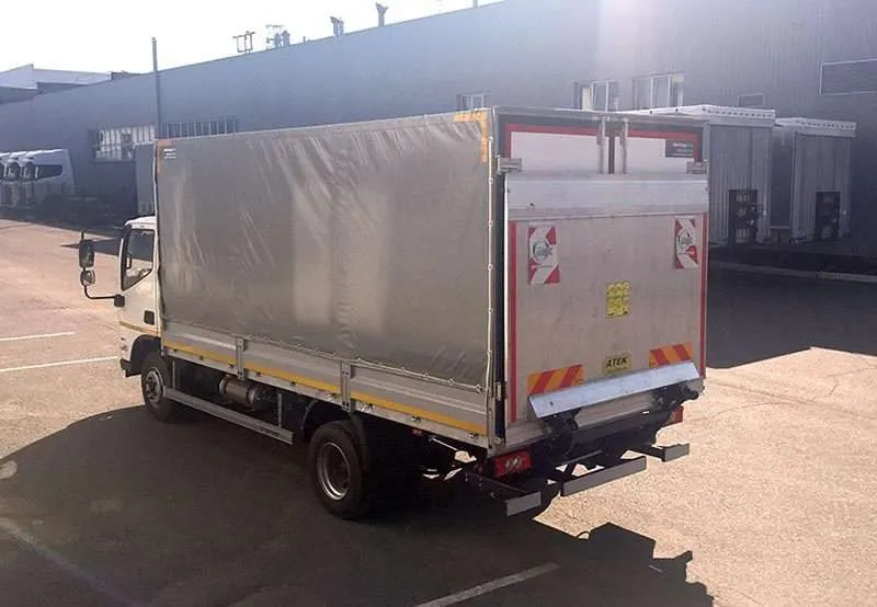 Тентовый фургон с гидробортом FOTON BJ 1108 3.8м